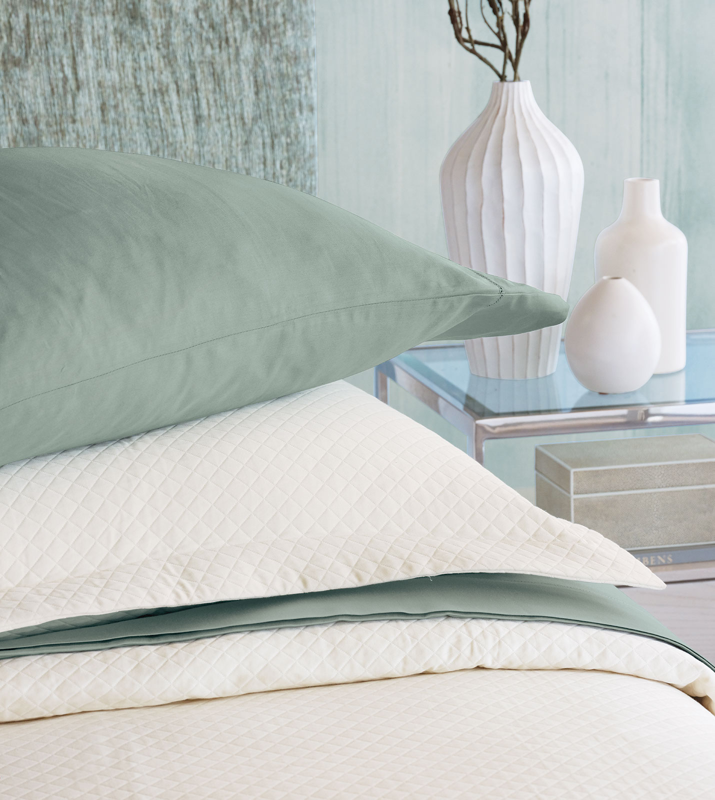 Luxury Bedding Sets for Every Season: Transforming Your Bedroom Year ...